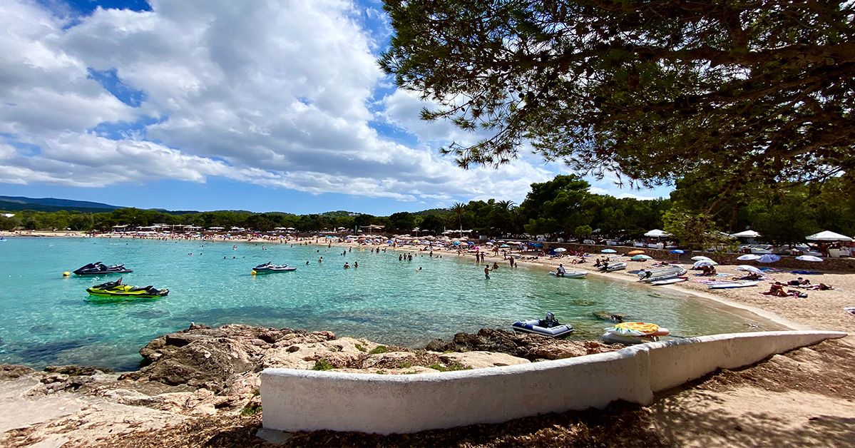 Cala Bassa Beach Club - Eating in Ibiza